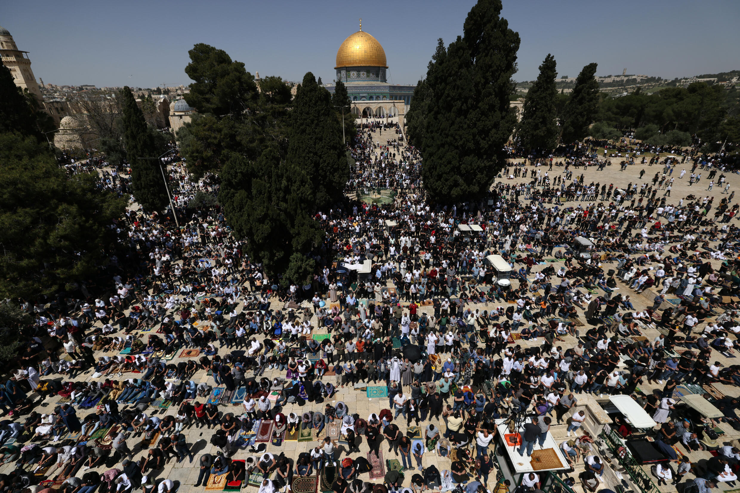 Palestinian Muslims mark sad and tense 'holiest Ramadan night' in Jerusalem