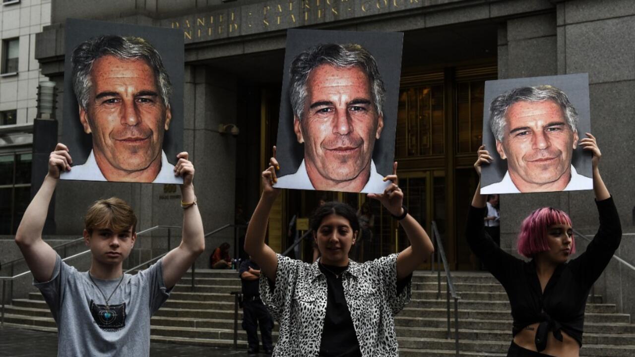 Desclasifican nuevo lote de 29 documentos del caso Epstein - France 24