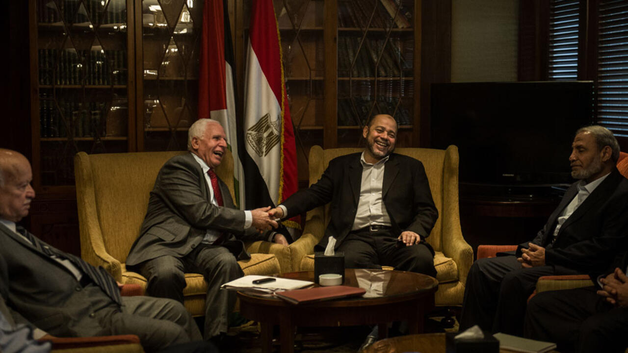 Fatah, Hamas agree to give unity government control of Gaza