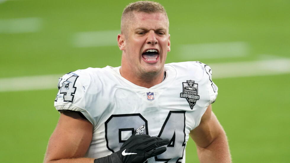 Raiders' Nassib comes out on Instagram, becomes first publicly gay NFL ...