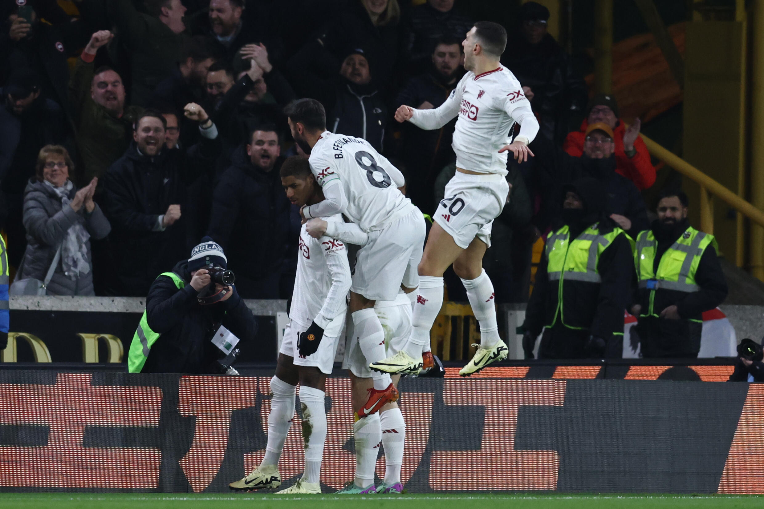 Mainoo saves Man Utd blushes in seven-goal thriller at Wolves