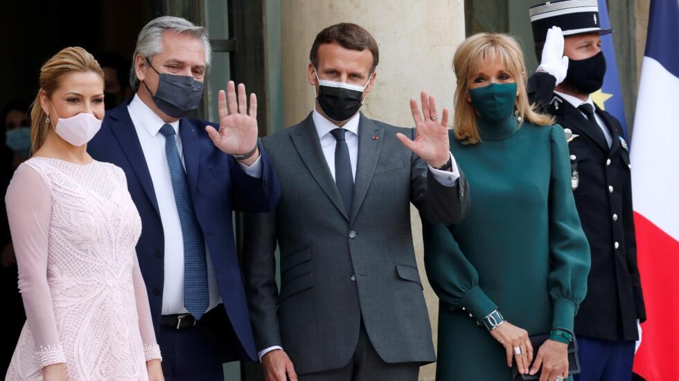 Macron apoya a Argentina para una reestructuración de su deuda con el ...