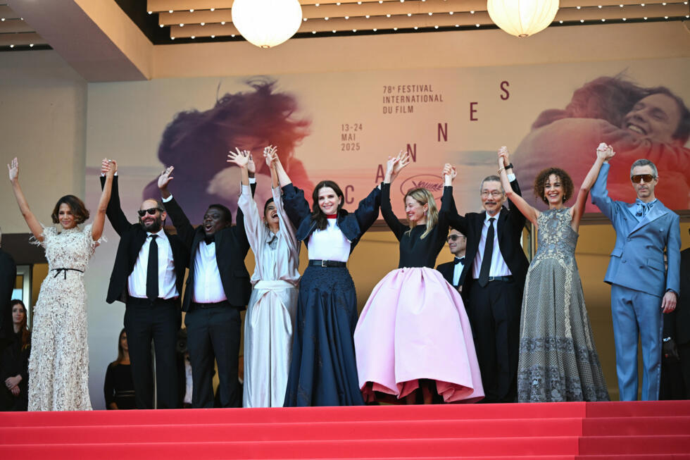 Jeremy Strong brings male power-dressing to Cannes