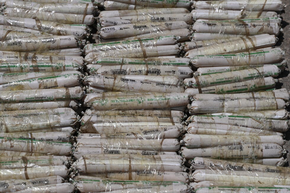 Venezuela takes prison from gang, seizes bitcoin machines, rocket launchers