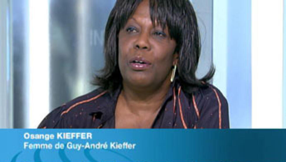 "Tout tourne autour du palais présidentiel", selon Osange Kieffer