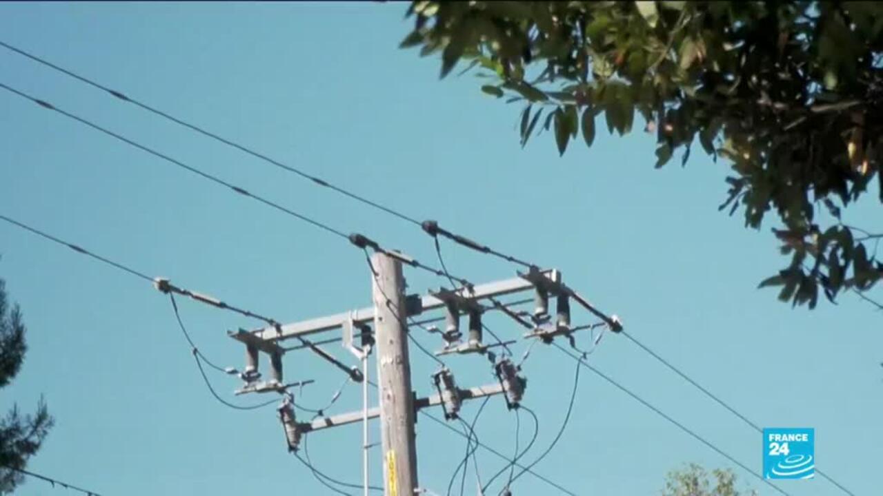 California's largest utility cuts off power supplies to reduce wildfire ...