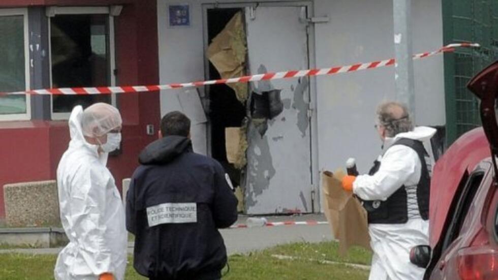 Notorious French criminal on the run after jailbreak