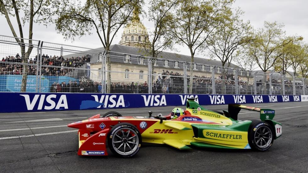 Di Grassi wins all-electric 'Formula E' race in Paris