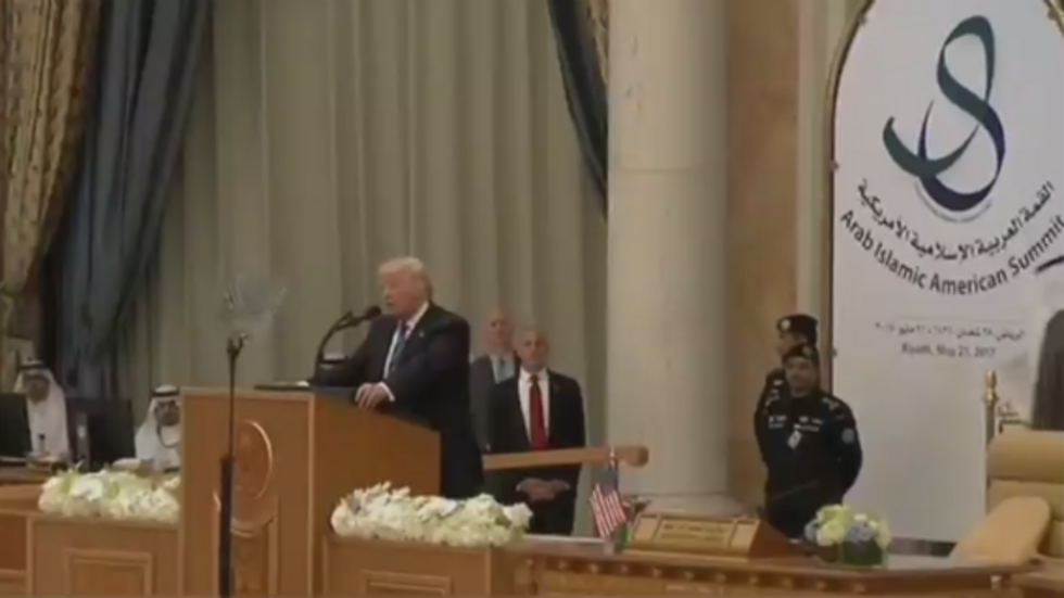 Muslim nations 'must take the lead' in combating extremism, Trump says ...