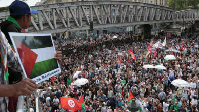 In pictures: Youths clash with police at banned Gaza protest