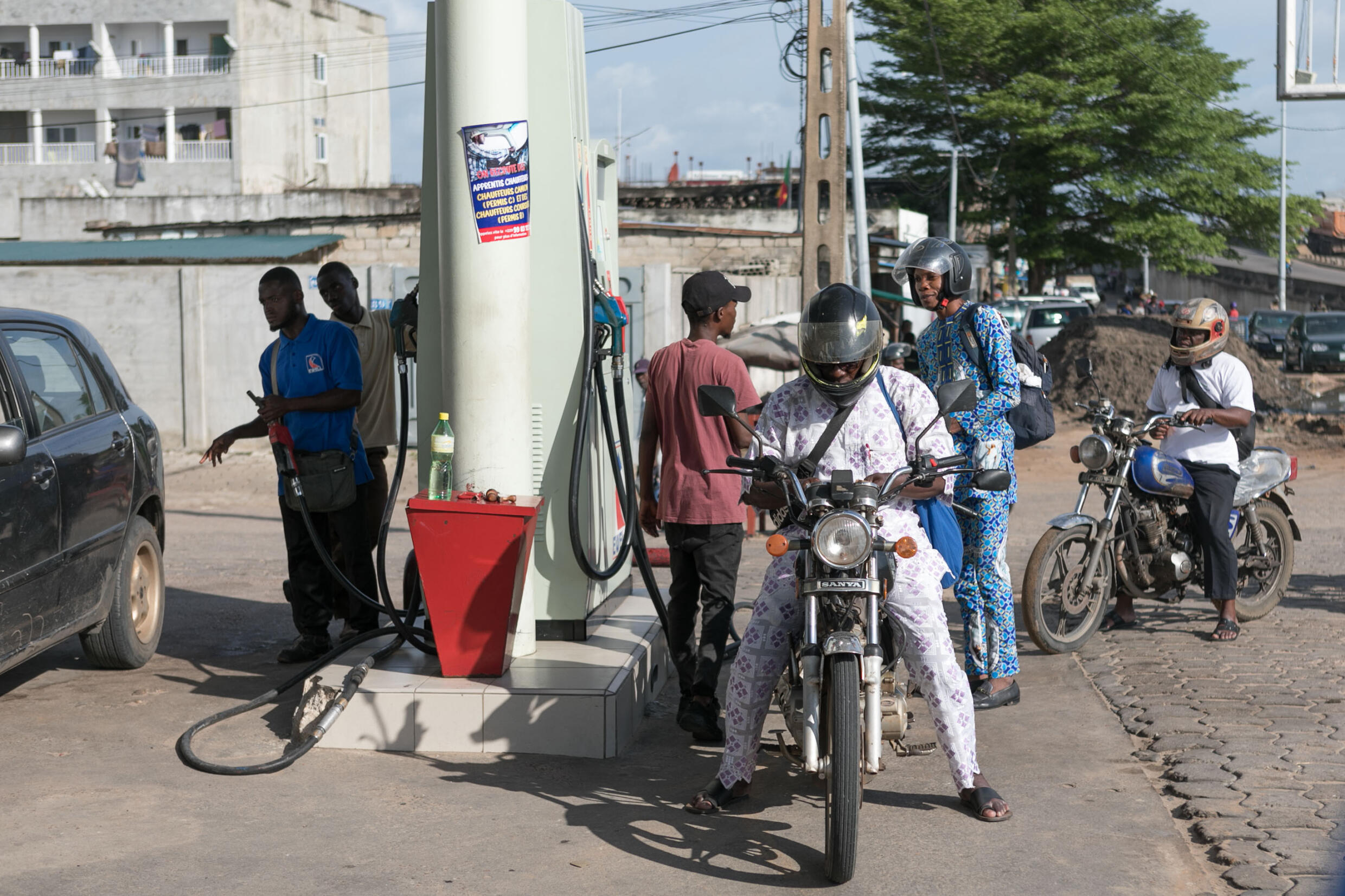 Benin feels the pinch as neighbouring Nigeria ends fuel subsidies