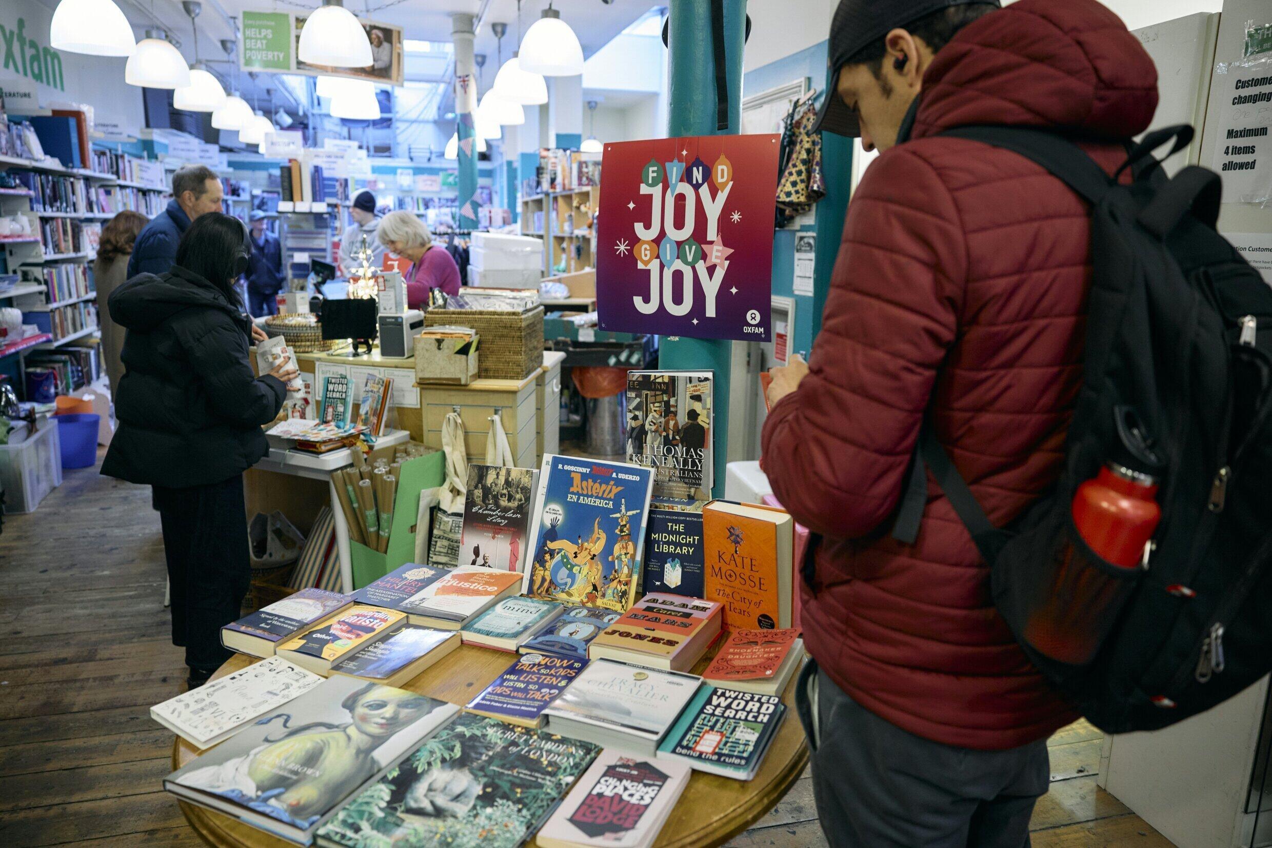 Brits kindle Christmas spirit with second-hand gifts