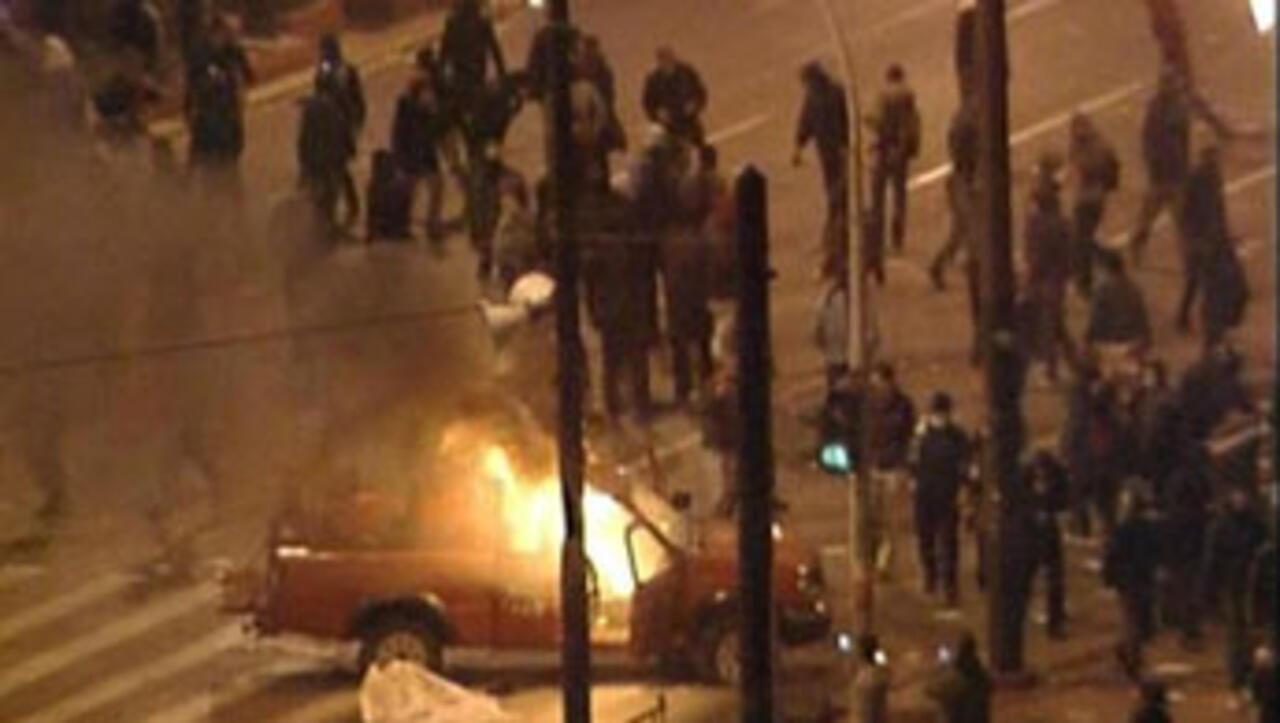 Anti-police riots intensify across Greece