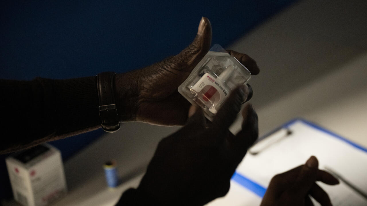 US approves sale of anti-overdose drug Narcan without prescription