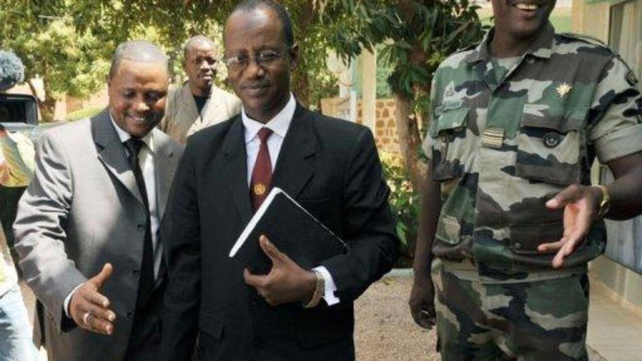 Military junta appoints transitional government