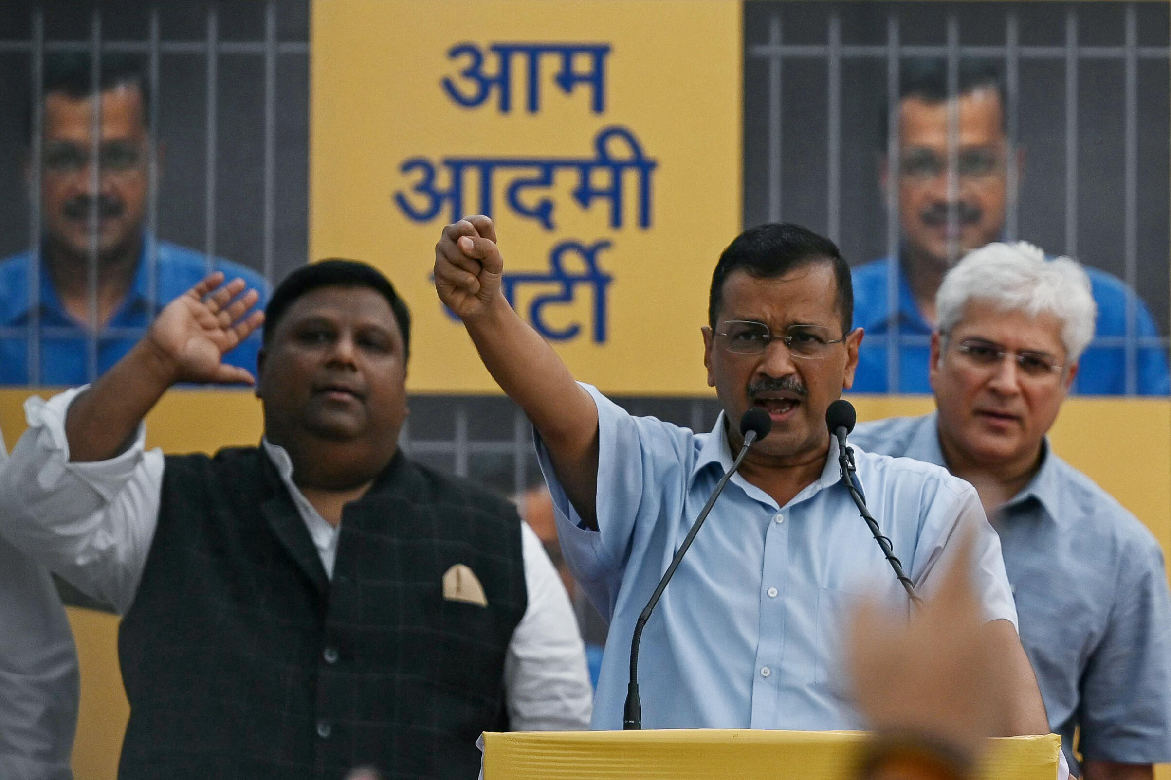 Top Indian opposition leader returns to jail, vows to fight ...