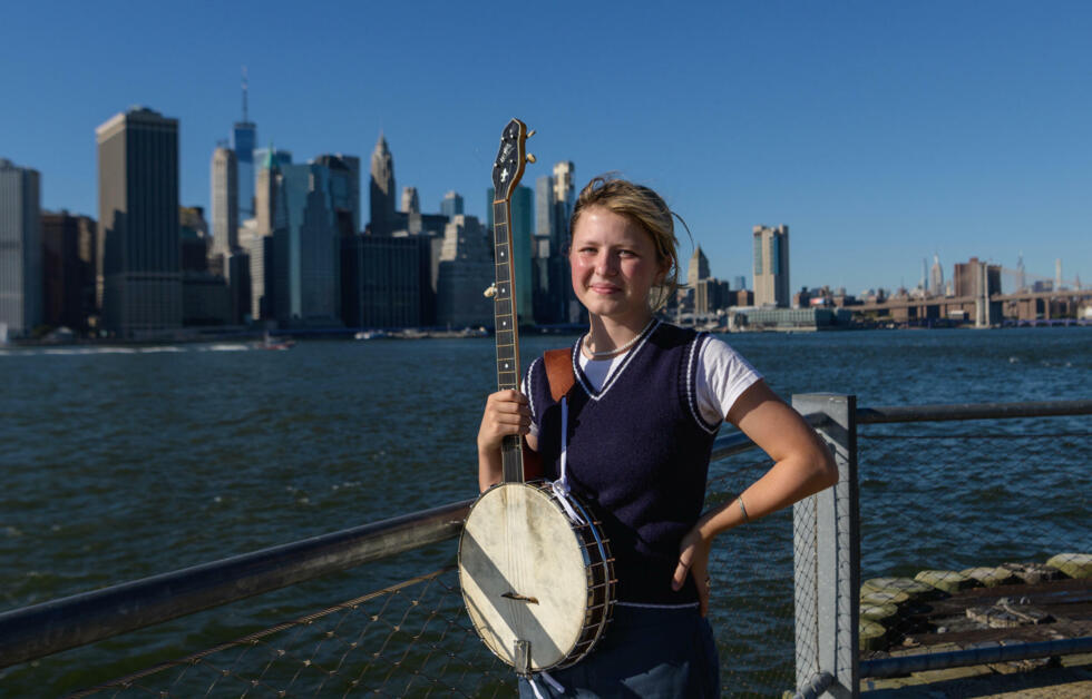 Nora Brown, the banjo prodigy singing tales of Appalachia - France 24