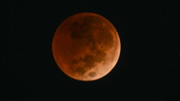 'Blood Worm Moon' to bathe Americas in rare total lunar eclipse tonight