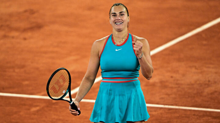 Sabalenka ousts Swiatek, Gauff ends Boisson's dream run in French Open semi-finals