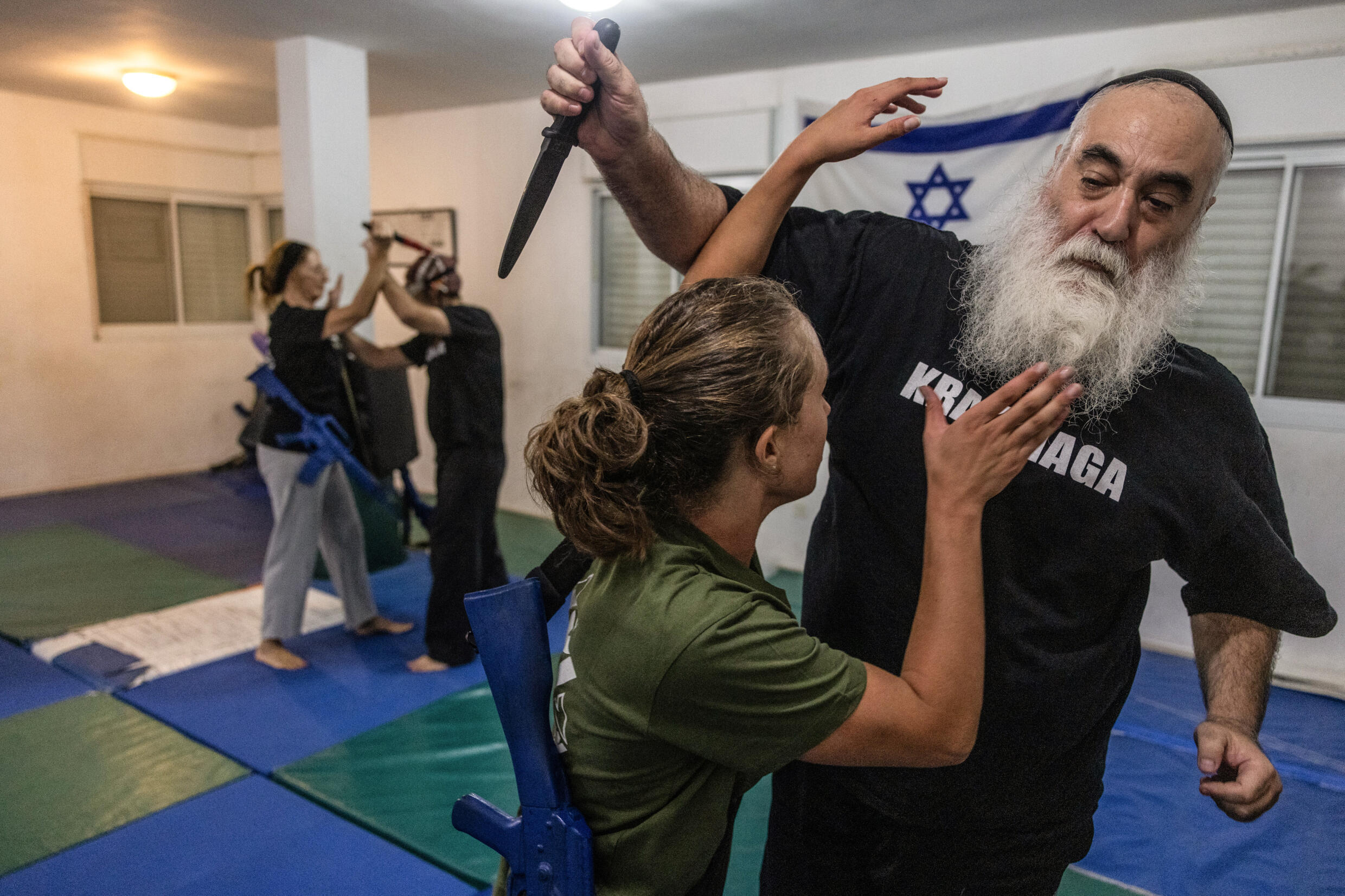 Israelis learn Krav Maga fighting art amid Gaza War