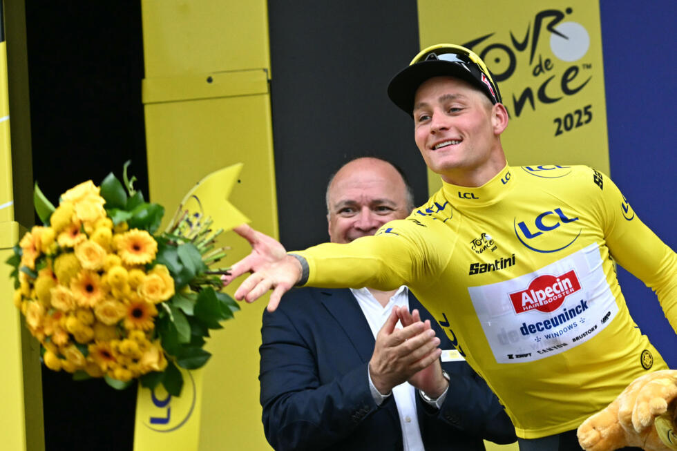 Tour de France: quatre ans après, Van der Poel renoue avec le jaune