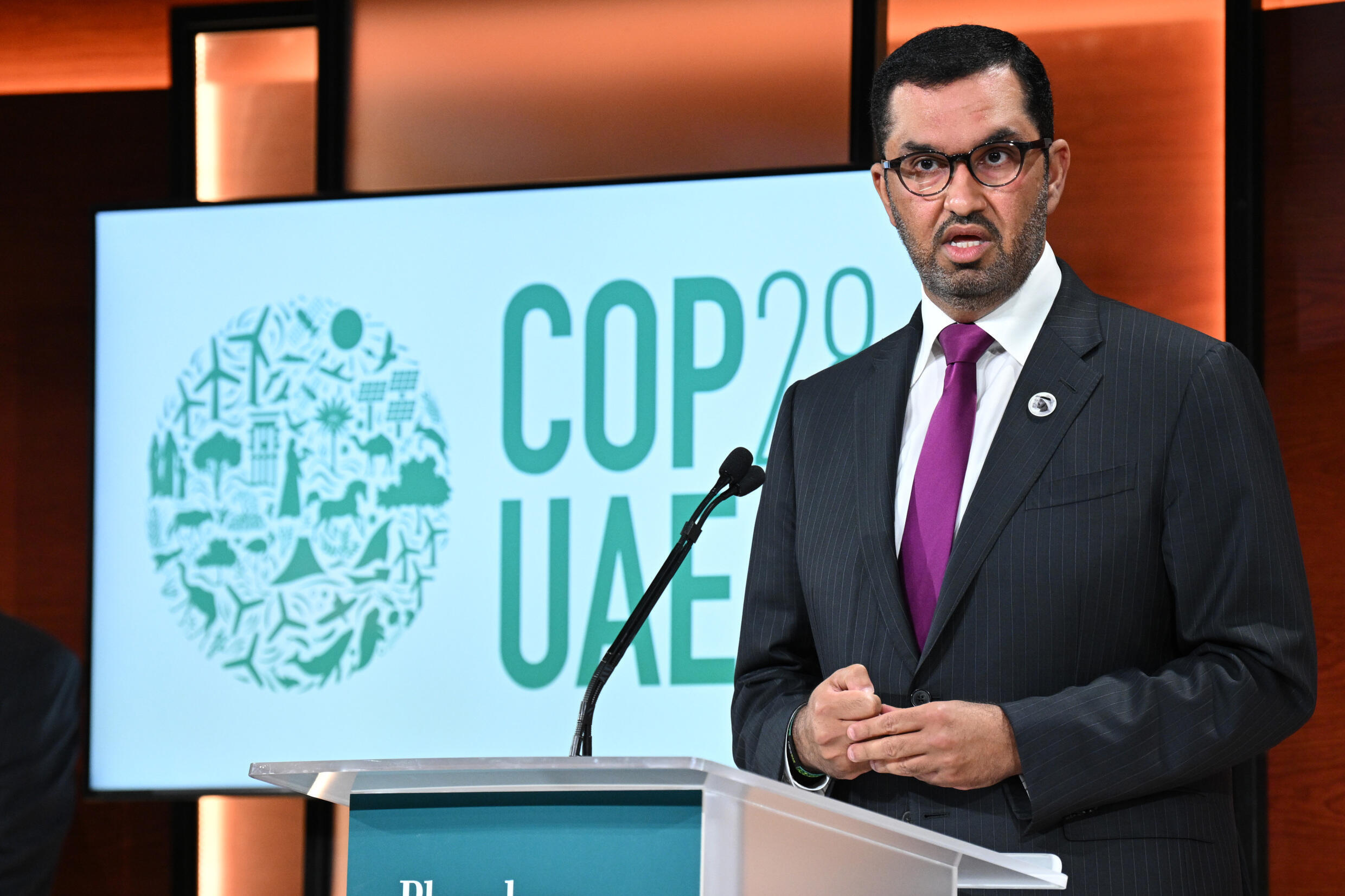 UAE: fossil fuel power and COP28 host