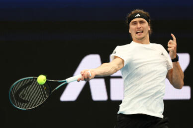 Osaka wins after Raducanu pulls out of United Cup clash