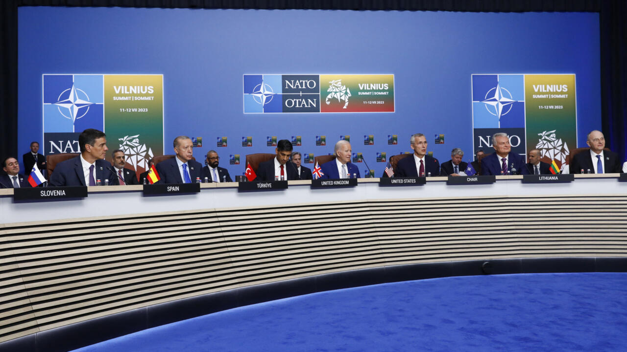 "La OTAN invitará a Ucrania cuando los aliados se pongan de acuerdo ...