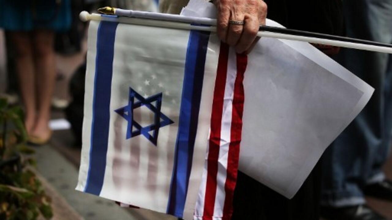 Despite cracks, Americans remain with Israel