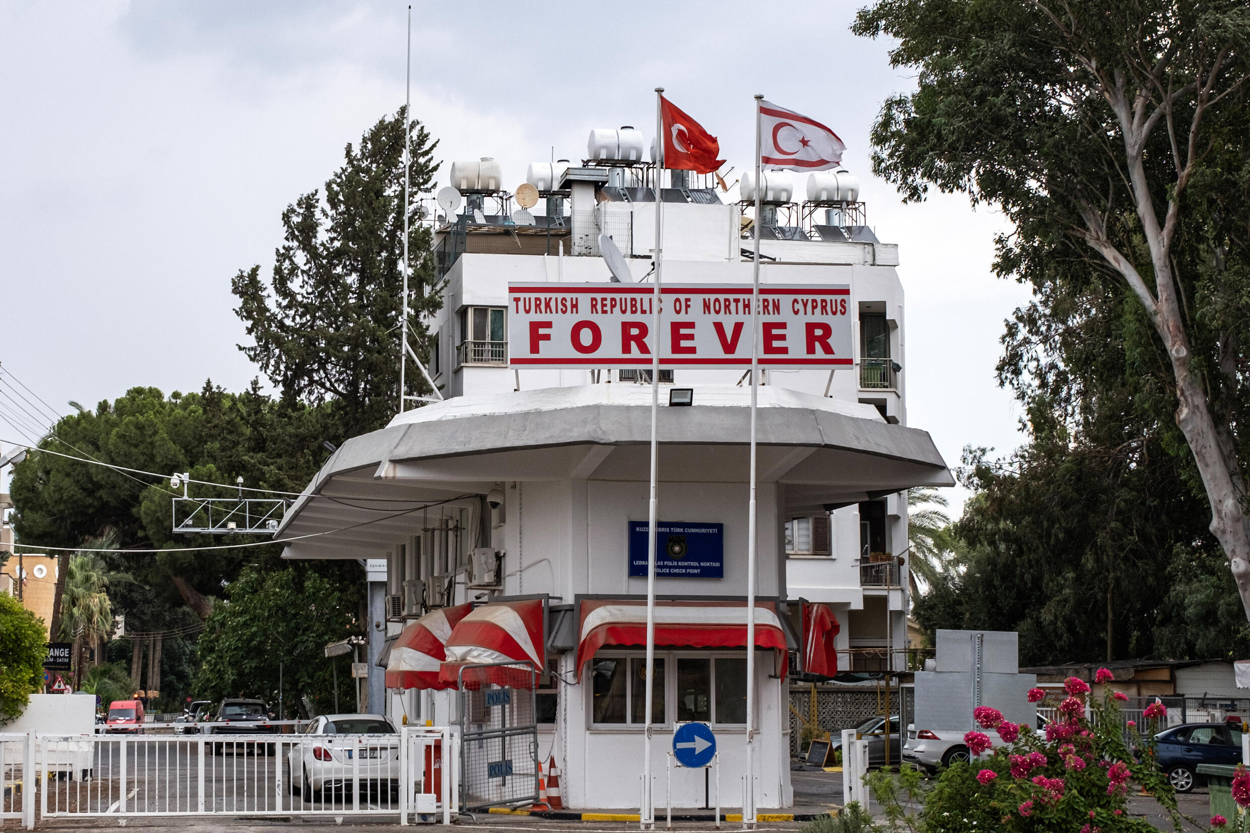 Cinquante ans après l'invasion de l'île, Chypre et la Turquie restent ...