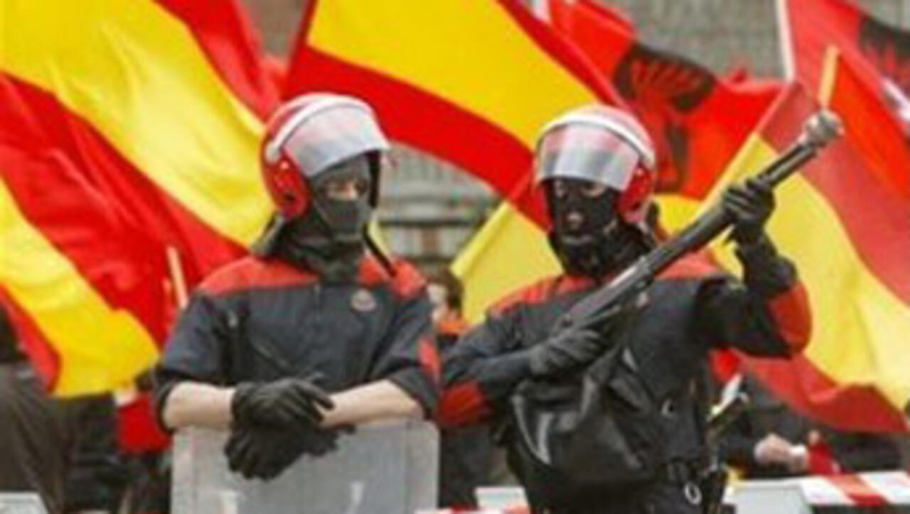 Police arrest suspected ETA members