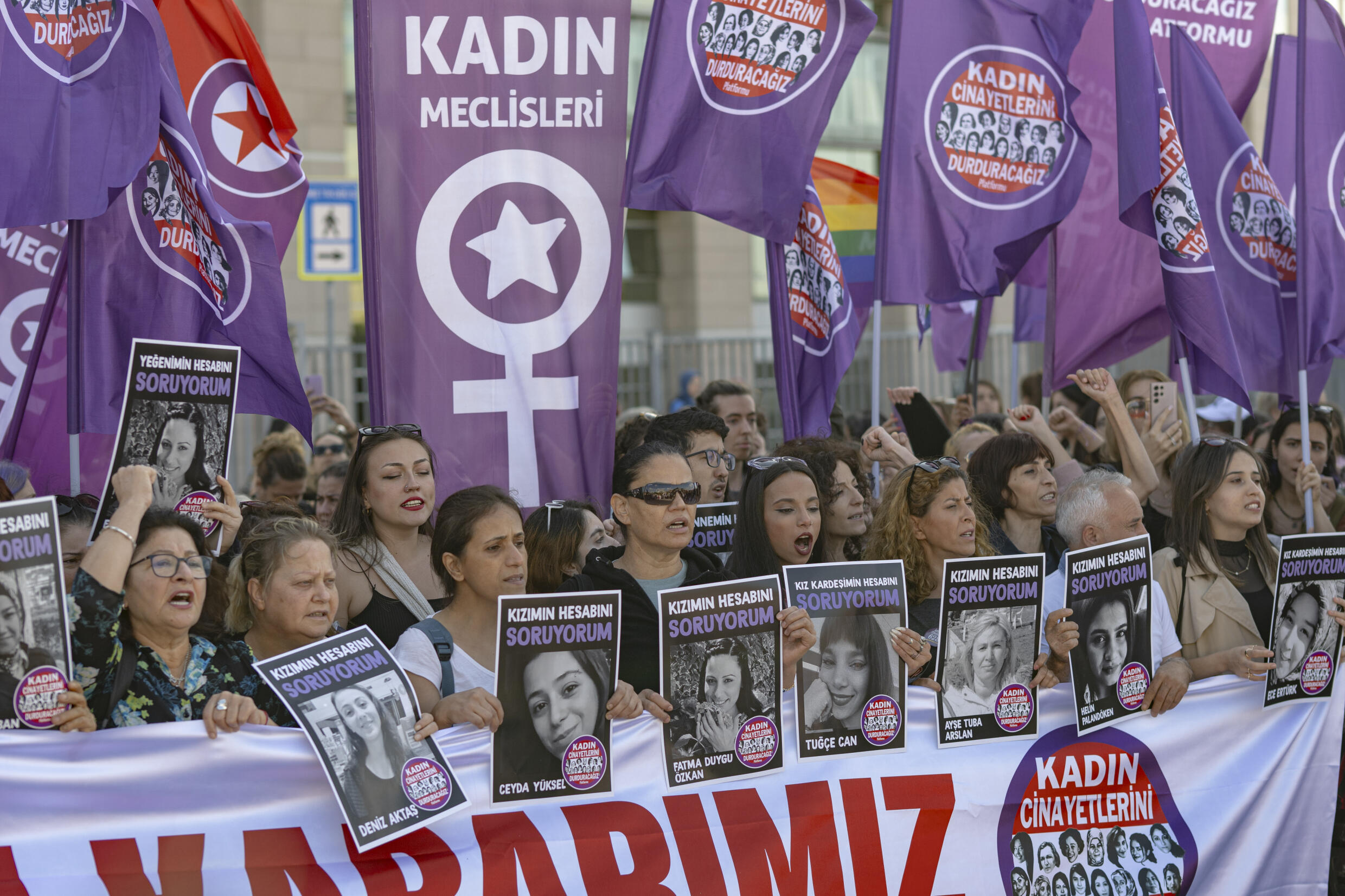 Turkey drops bid to close leading women's rights group