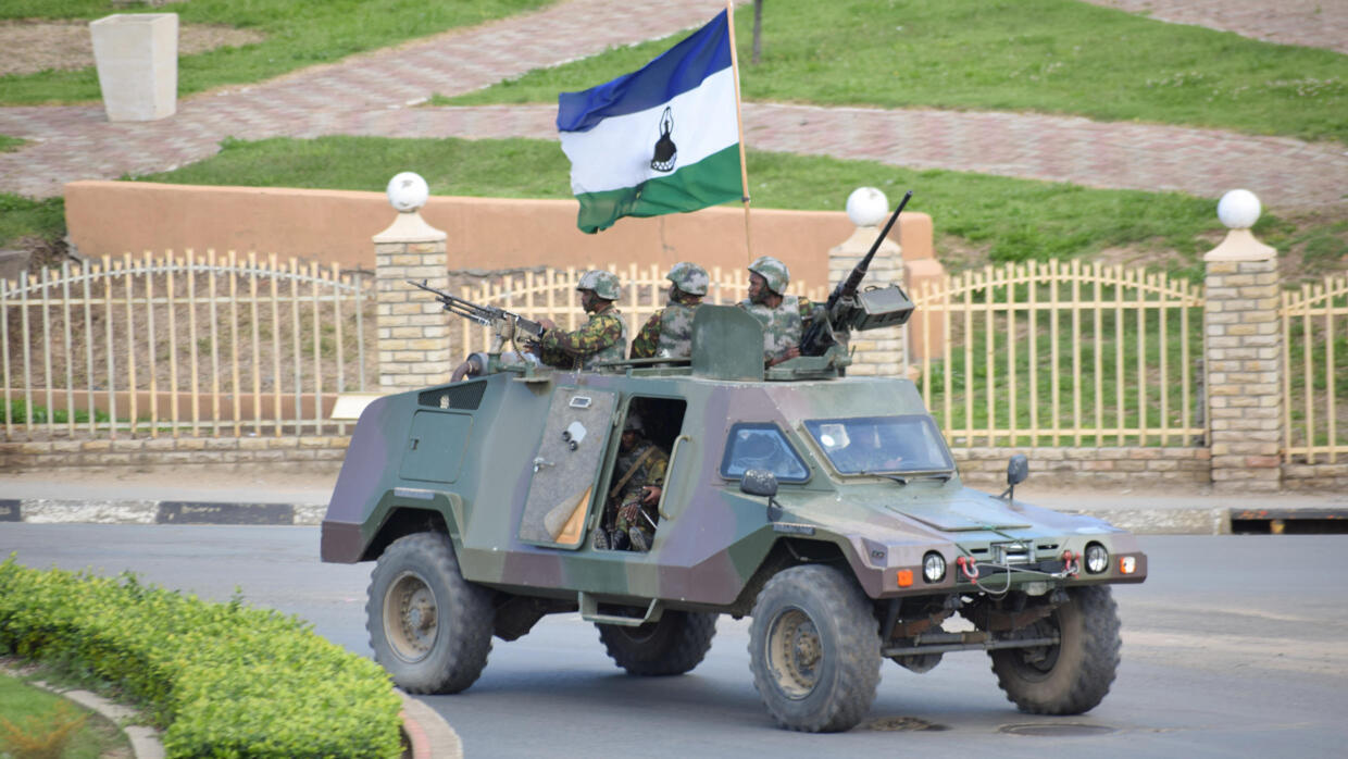 Lesotho's under-fire PM sends in army to 'restore order' - France 24