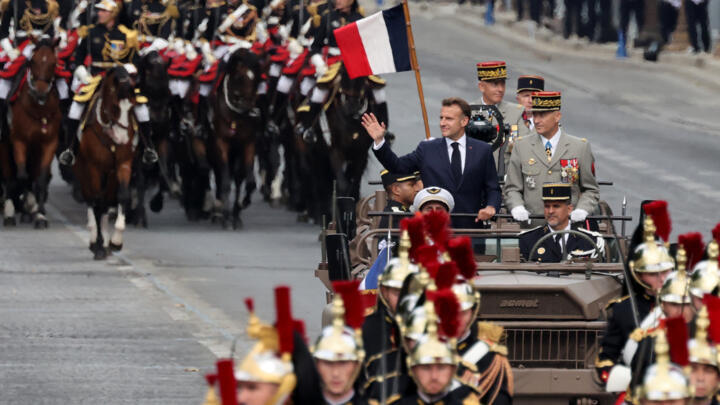 Violent storms rip through Paris - France 24