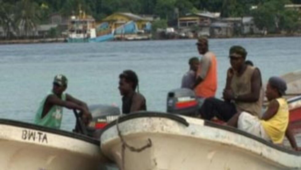 Avec les réfugiés climatiques des Carteret