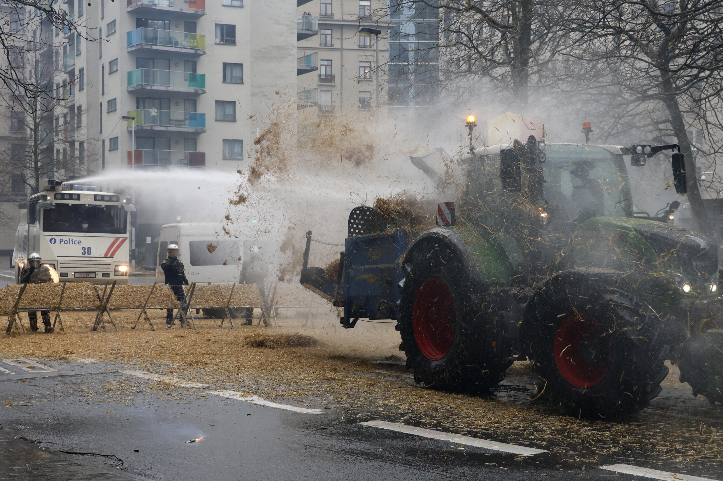 Tractors throng Brussels as ministers meet on farm rules