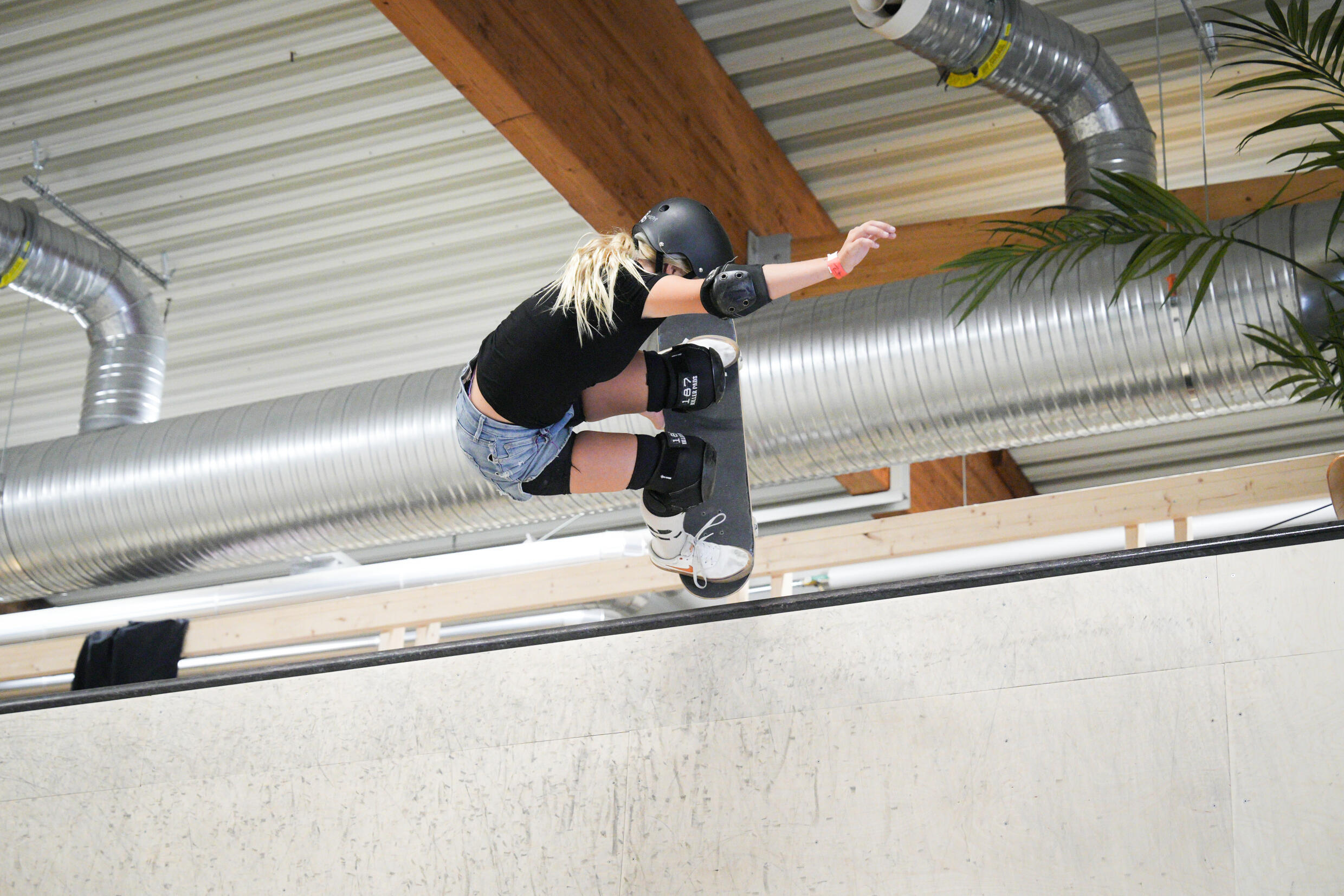 Skater 'really stoked' to become Finland's youngest-ever Olympian