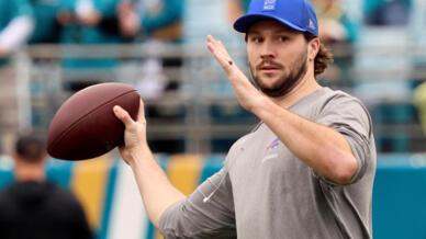 Bills battle Broncos as Allen eyes Super Bowl