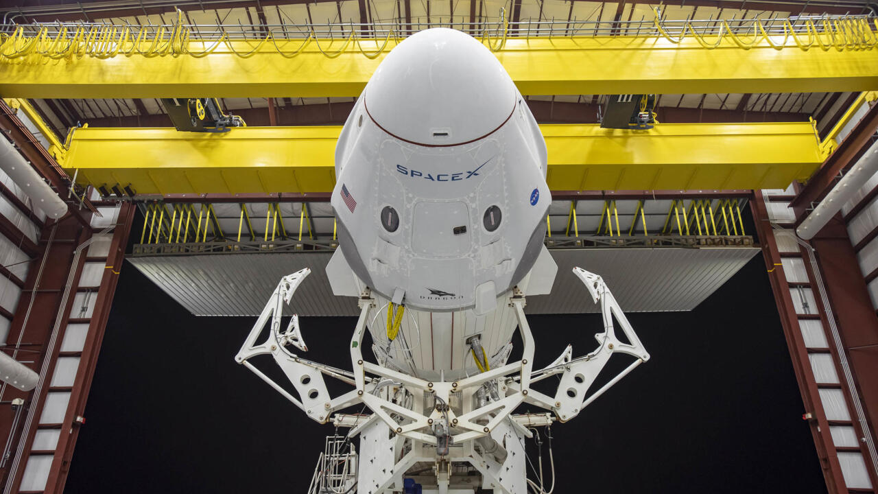 Historic SpaceX launch delayed by poor weather about 20 minutes before ...