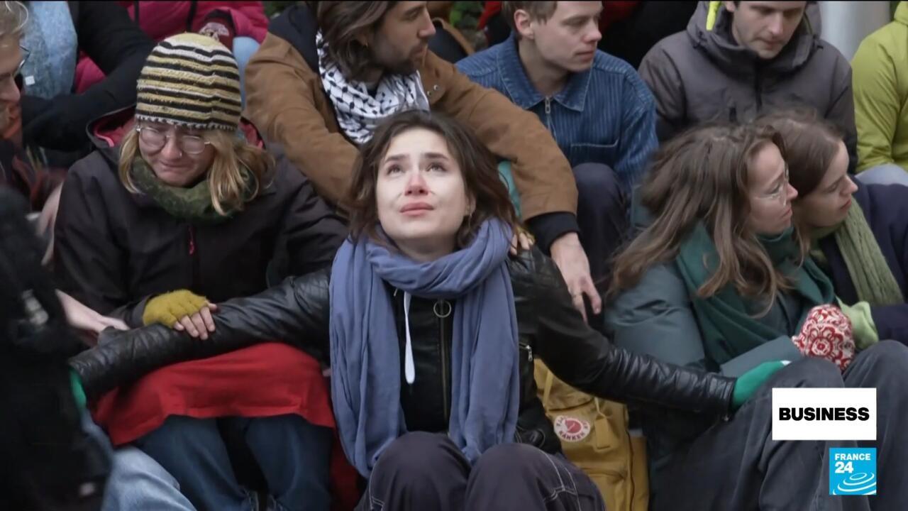 Shell wins appeal against landmark climate ruling - Business