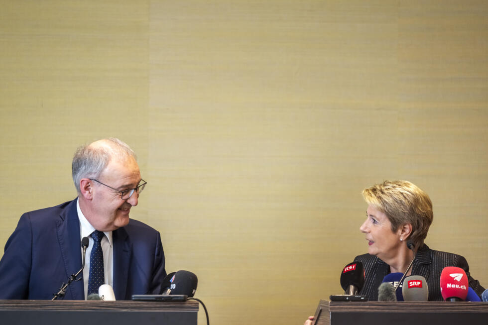 Droits de douane: la présidente de la Suisse et son ministre à ...