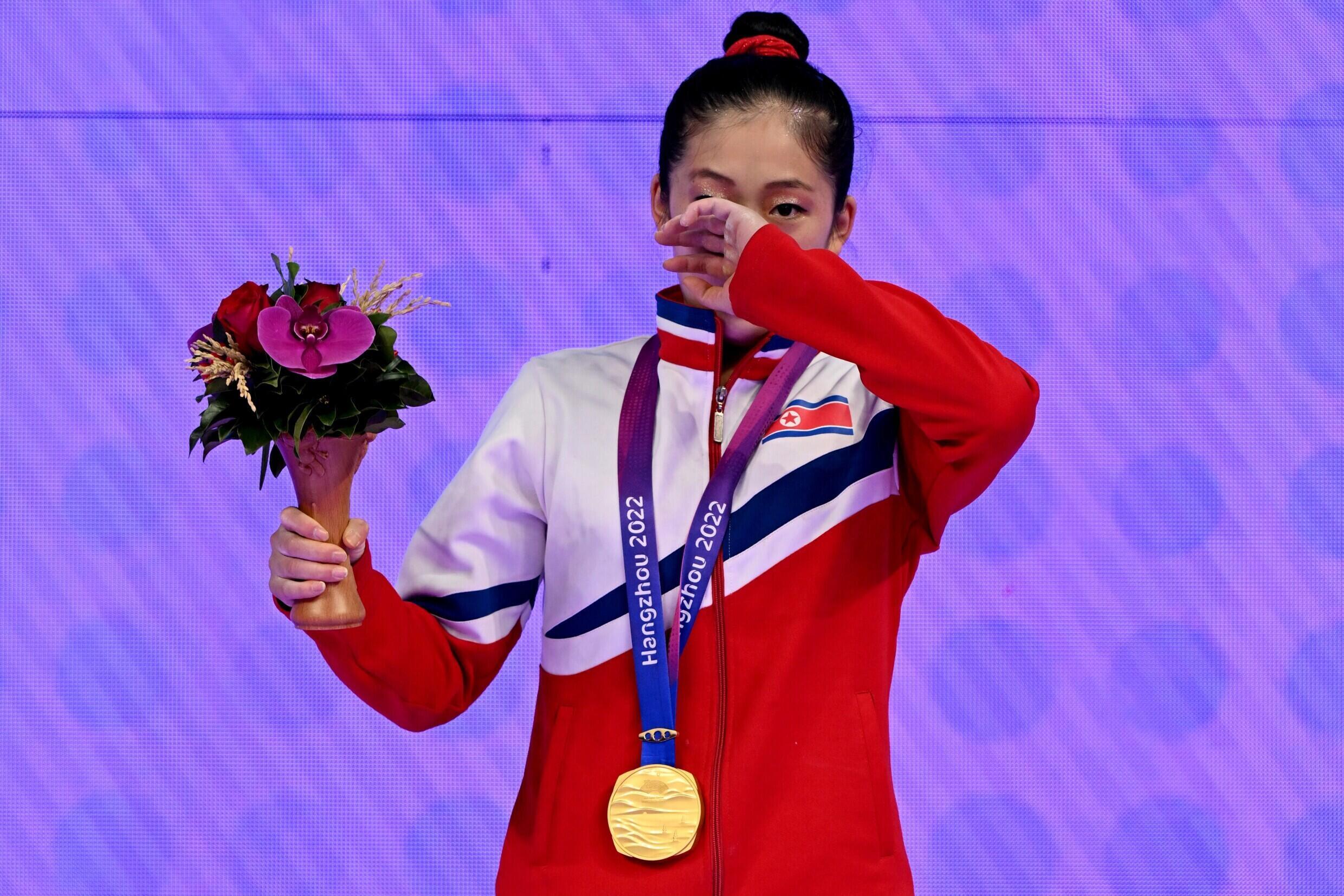Five-star Zhang does it again as North Koreans burst into tears