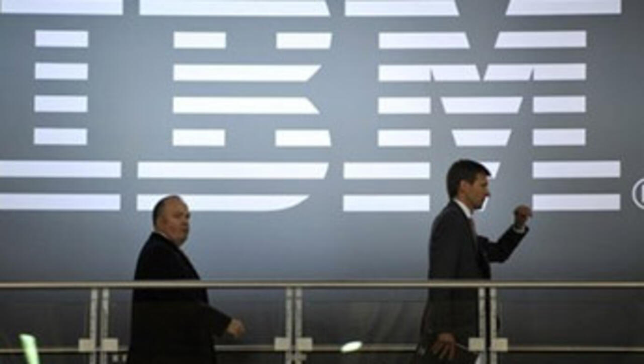 IBM cuts Sun takeover price