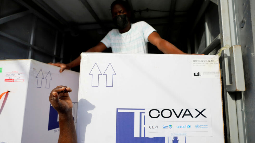 Programa COVAX busca asegurar 1.900 millones de dosis para final de año