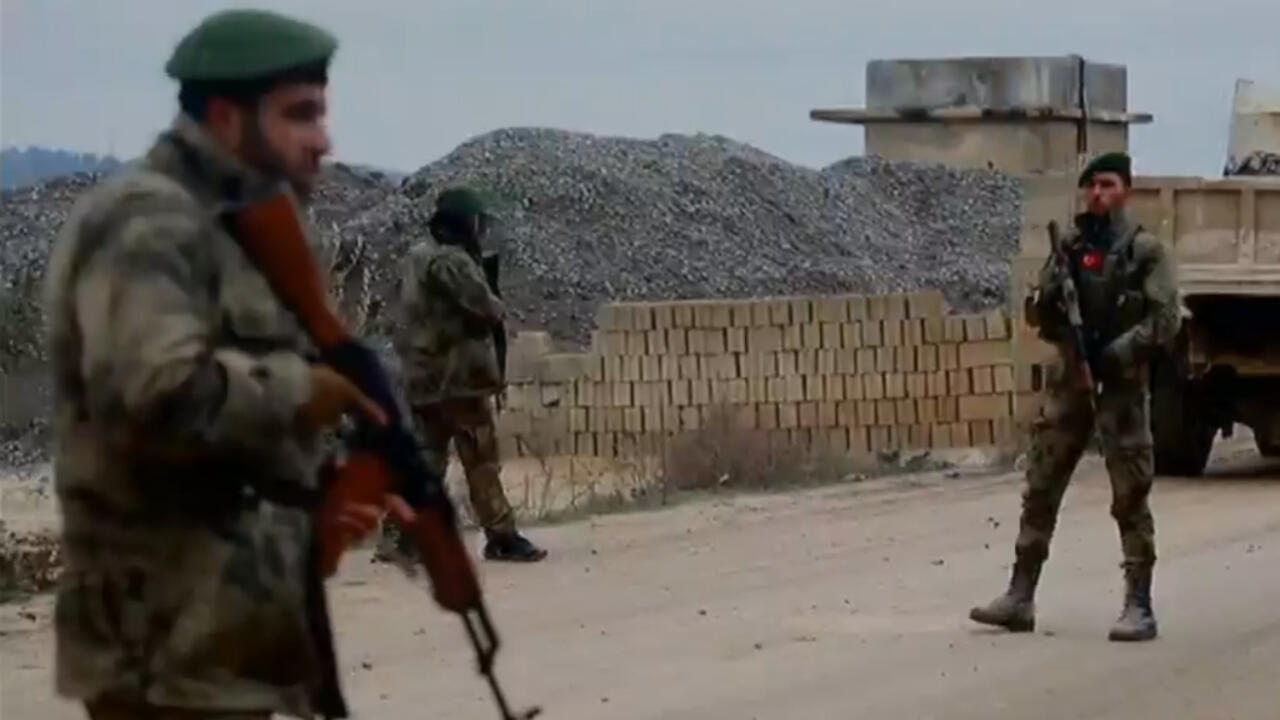 Video: On the frontline in the Syrian border city of Azzaz