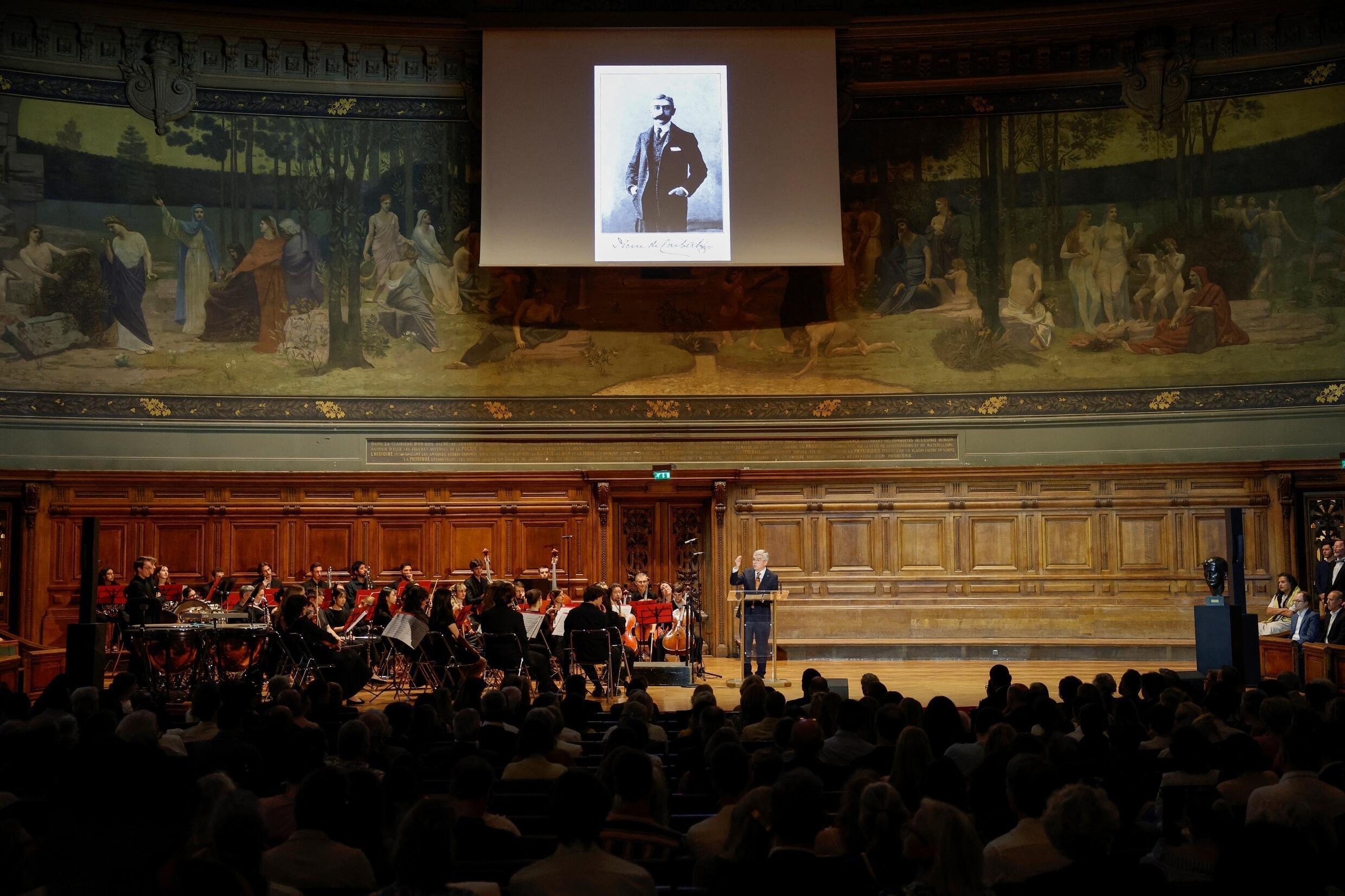 Jeux olympiques : misogyne, raciste, colonialiste... qui était vraiment Pierre de Coubertin