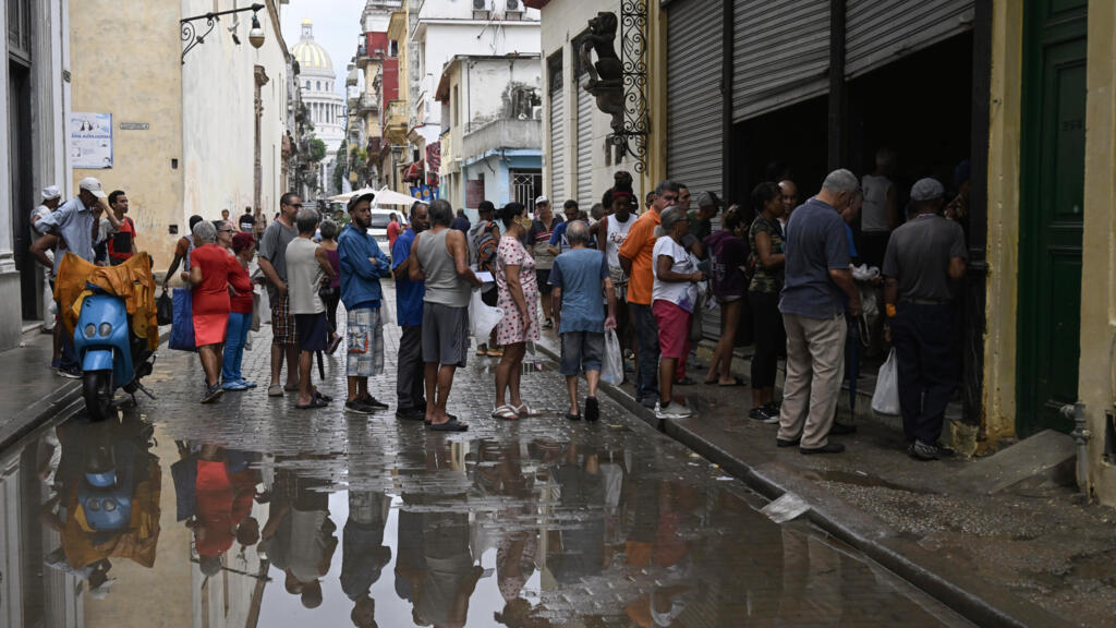 Cuba apenas satisface la mitad de sus necesidades de electricidad