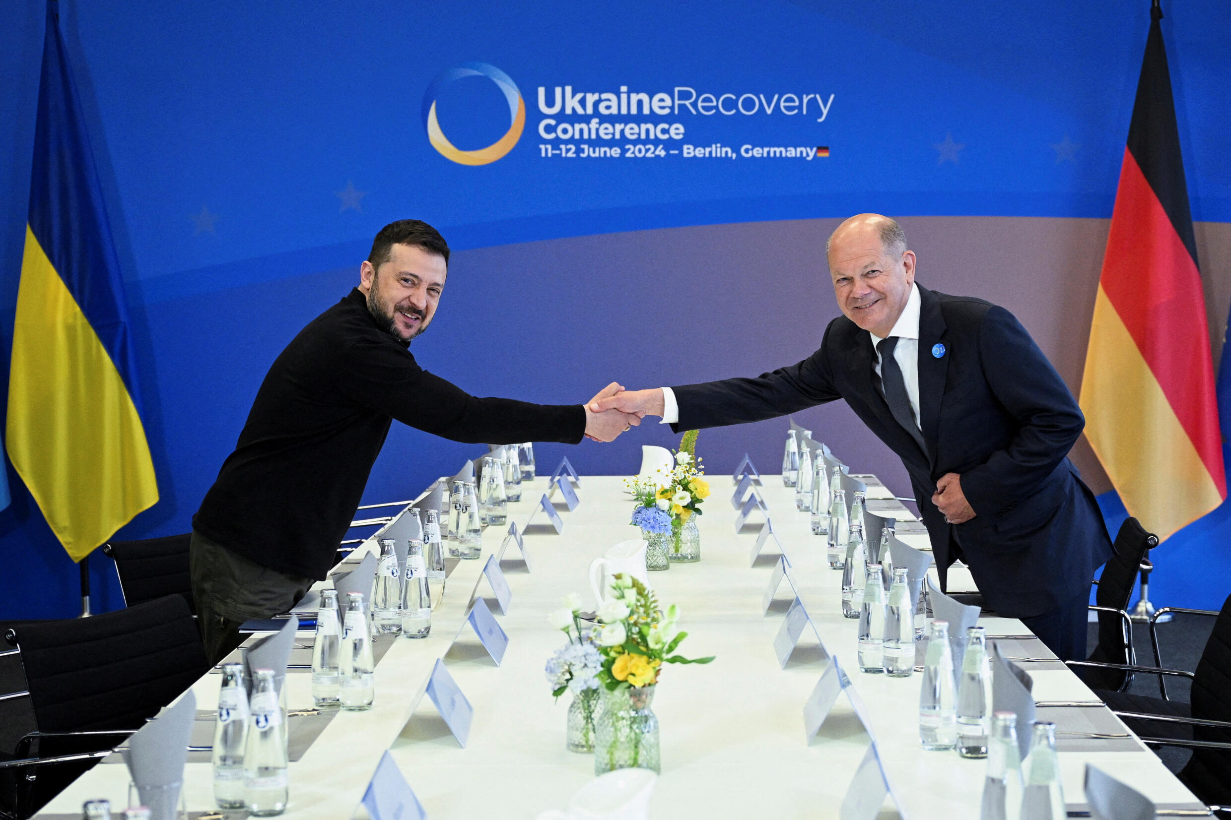 UE promete 1.900 millones de euros para Kiev en la conferencia para la ...