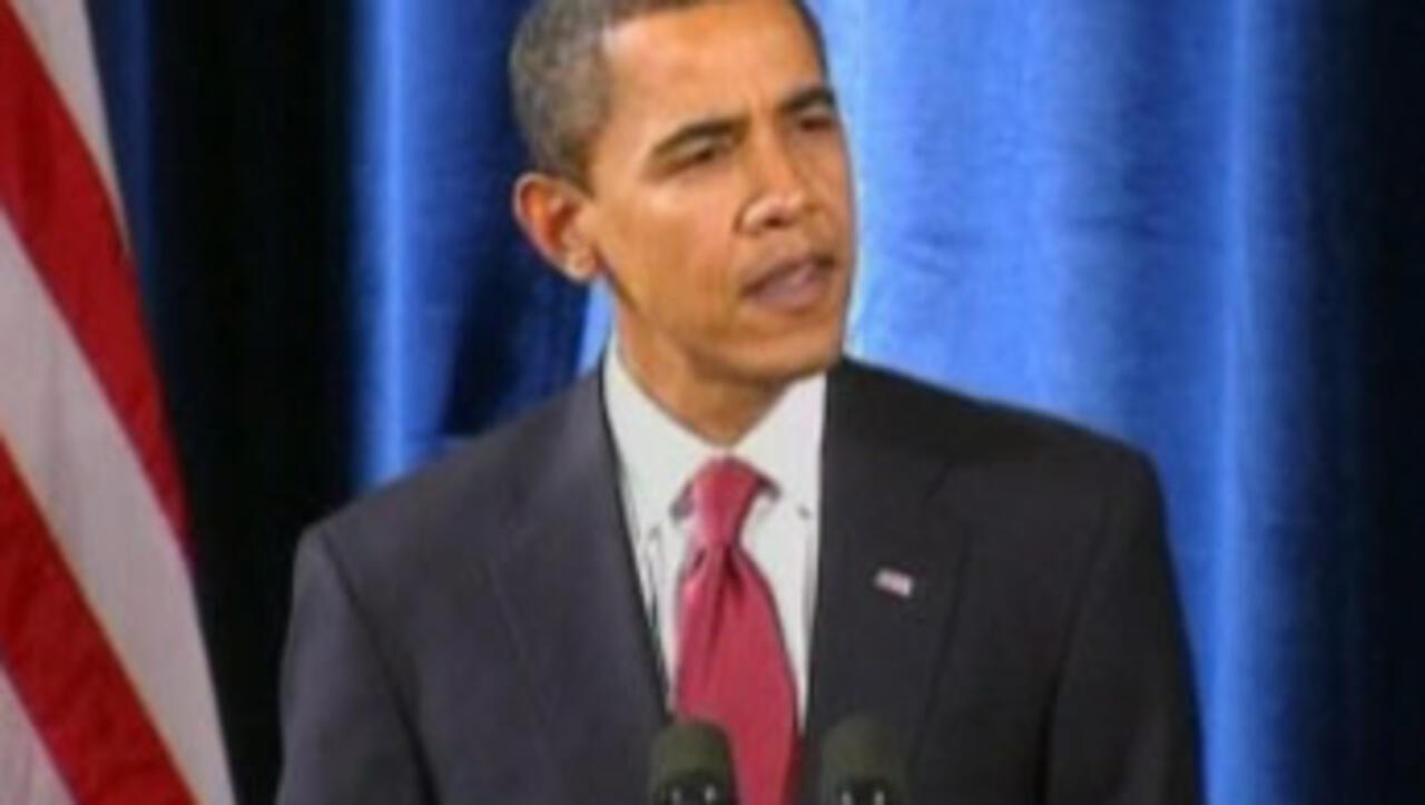 Obama sells bailout to wary Republicans