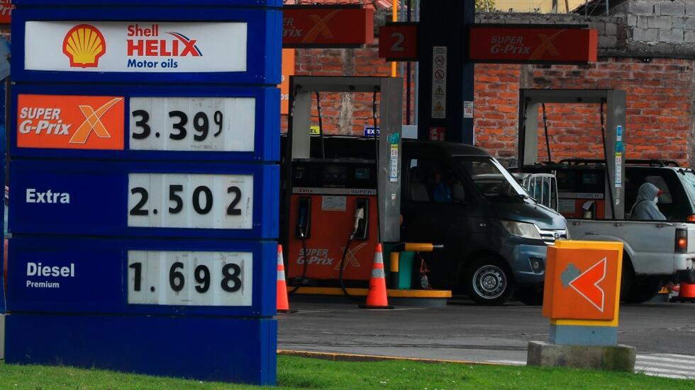 Ecuador: el presidente Guillermo Lasso suspende el aumento mensual del ...